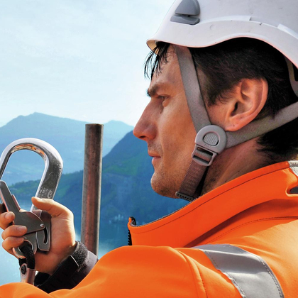 PSA gegen Absturz: Sicheres Arbeiten in der Höhe